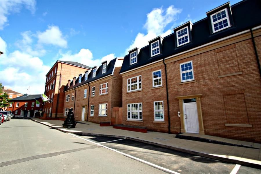 1 bed flat for sale in Sissinghurst Court, Main Street, Dickens Heath ...