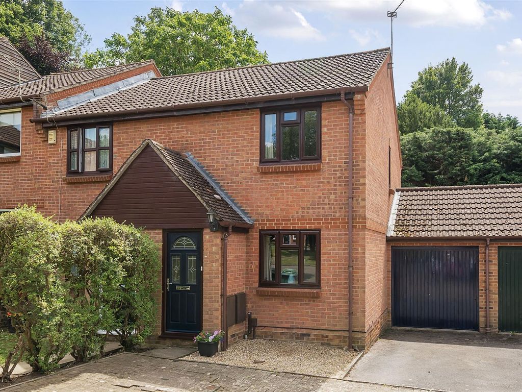 2 bed end terrace house for sale in Postmill Drive, Maidstone ME15, £ ...