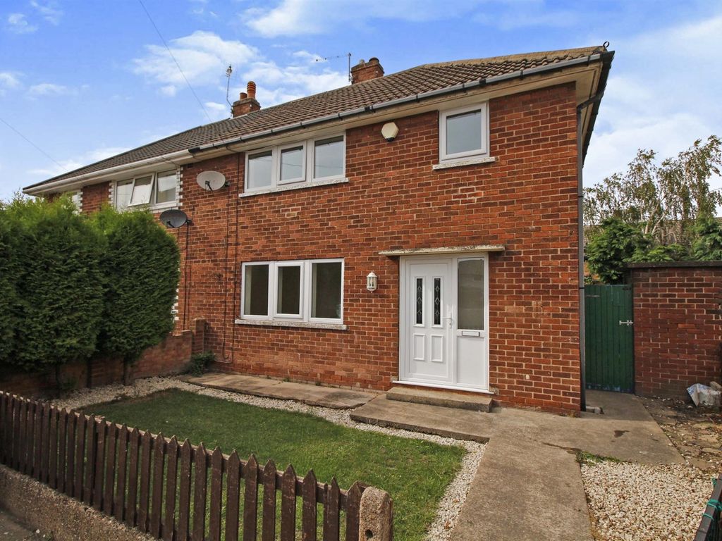 3 bed semi-detached house for sale in Haynes Grove, Thorne, Doncaster ...