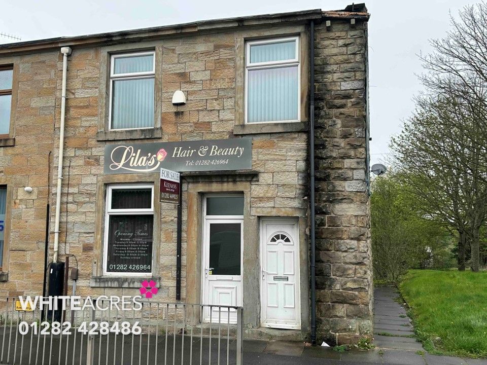 Retail premises to let in 211 Accrington Road, Burnley BB11, £8,340 pa ...