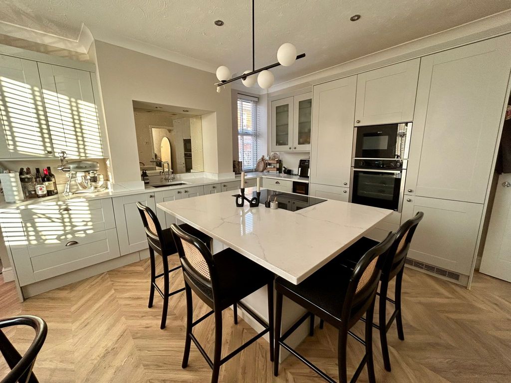 3 bed detached house for sale in Long Lane, Clayton West, Huddersfield ...