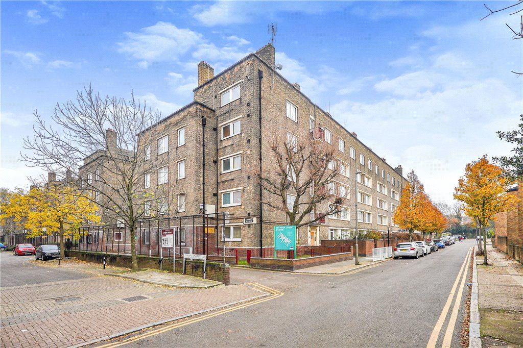 3 bed flat for sale in Maysoule Road, Battersea, London SW11, £375,000 ...