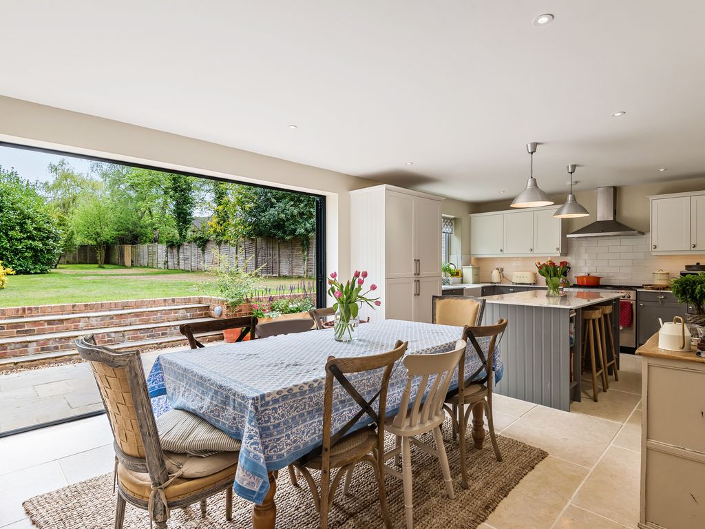 4 Bed Detached Bungalow For Sale In Finchampstead Road Finchampstead