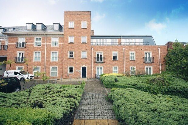 2 bed flat to rent in Centurion Square, York YO1, £1,450 pcm - Zoopla