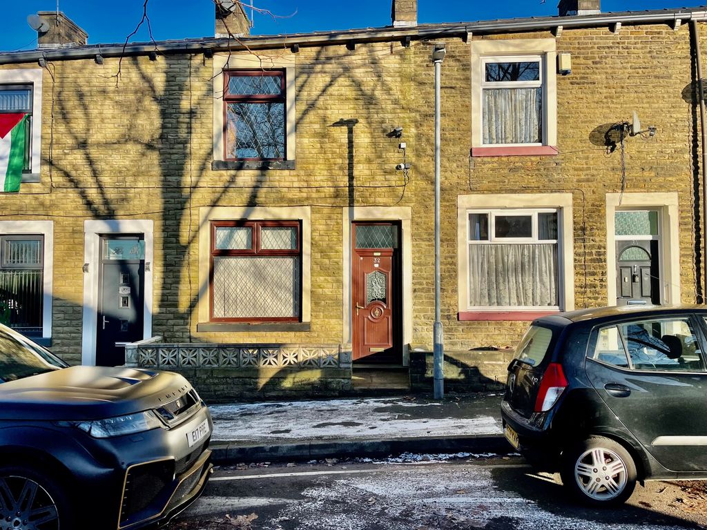 3 bed terraced house to rent in Clegg Street, Nelson BB9, £650 pcm - Zoopla