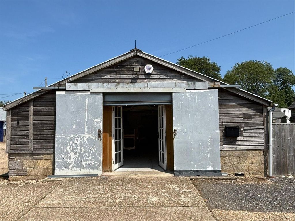 Grange Farm Business Park, Sandy Lane, Shedfield, Southampton SO32 ...