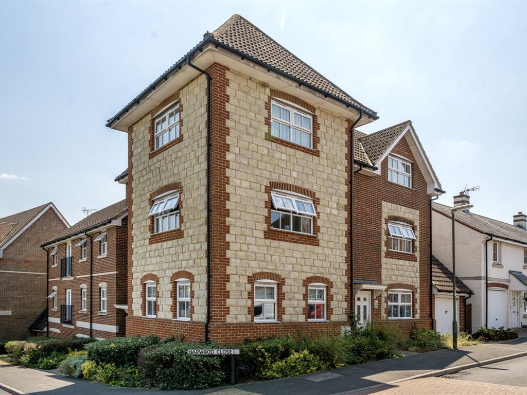 2 bed flat for sale in 1 Harwood Close, Codmore Hill, Pulborough, West ...