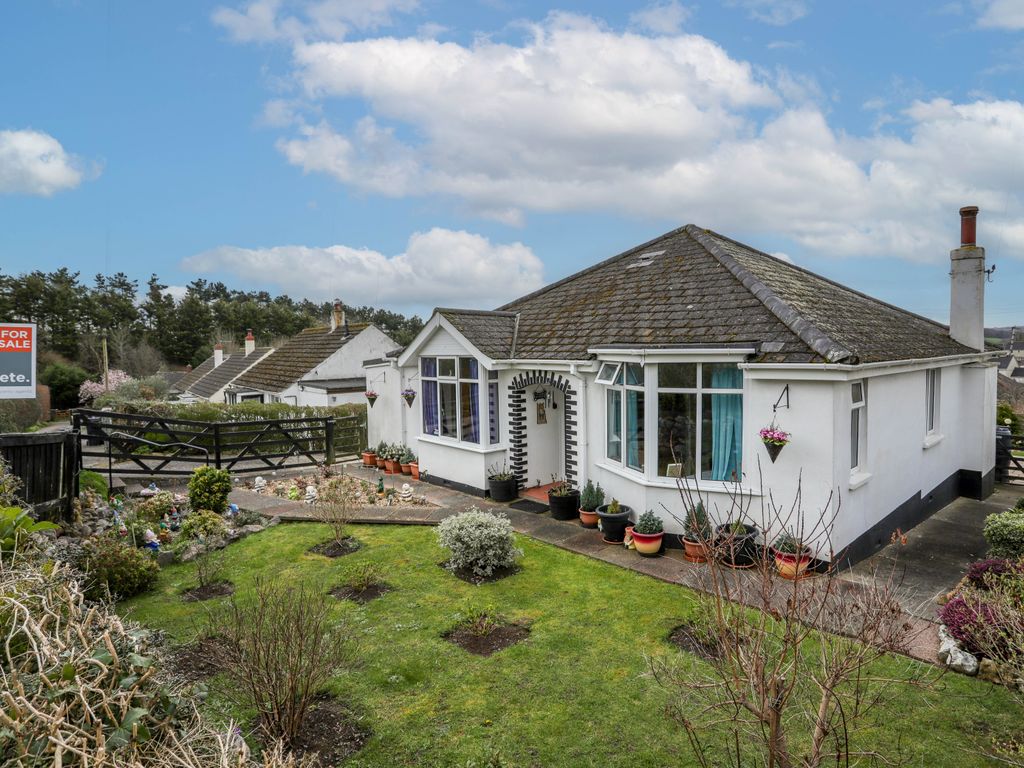 3 Bed Detached Bungalow For Sale In Coombesend Road Kingsteignton