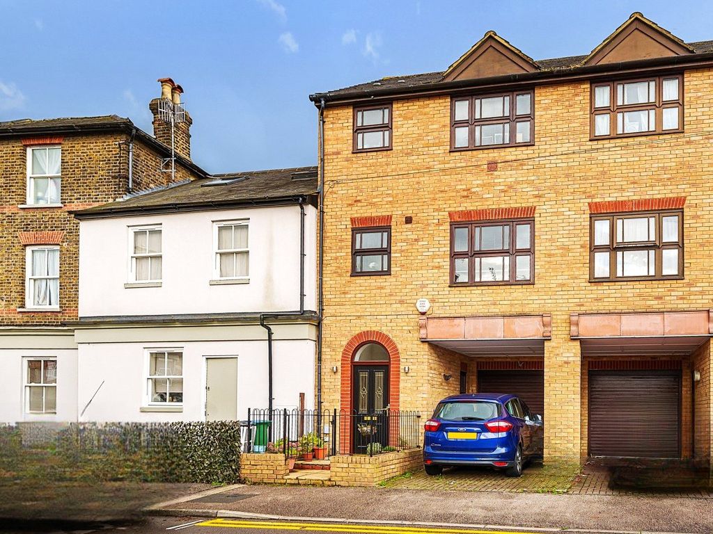 3 bed end terrace house for sale in Prince Street, Watford ...