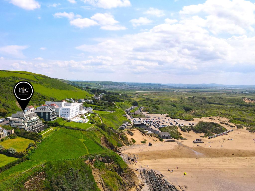 2 bed flat for sale in Saunton, Braunton, Devon EX33, £895,000 - Zoopla