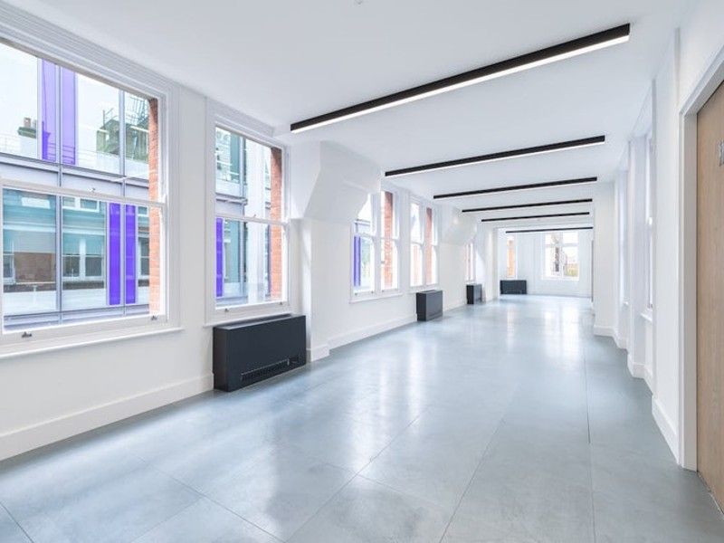 Office to let in Bedford Row, London WC1R, £350 pa - Zoopla