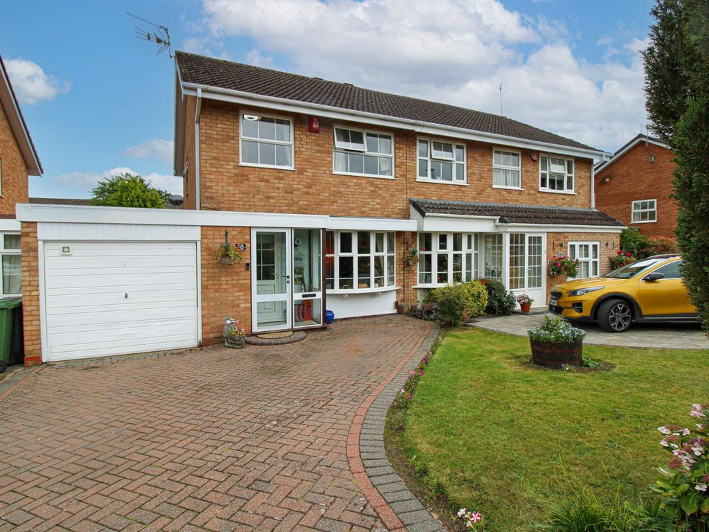 3 Bed Semi Detached House For Sale In Amington Road Shirley Solihull