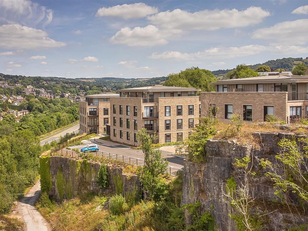 2 bed flat to rent in Matlock Spa Road, Matlock Spa, Matlock DE4, £ ...