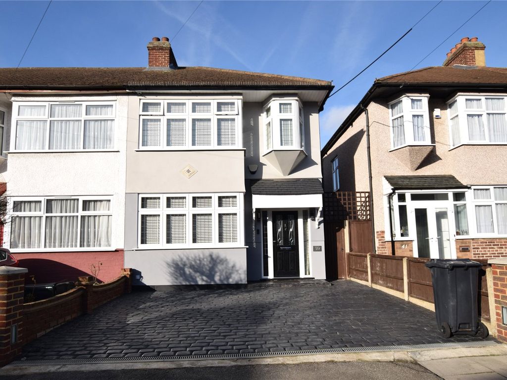 3 Bed End Terrace House For Sale In Jarrow Road Chadwell Heath