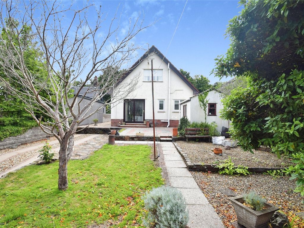 3 bed bungalow for sale in Pencaerfenni Lane, Crofty, Abertawe ...