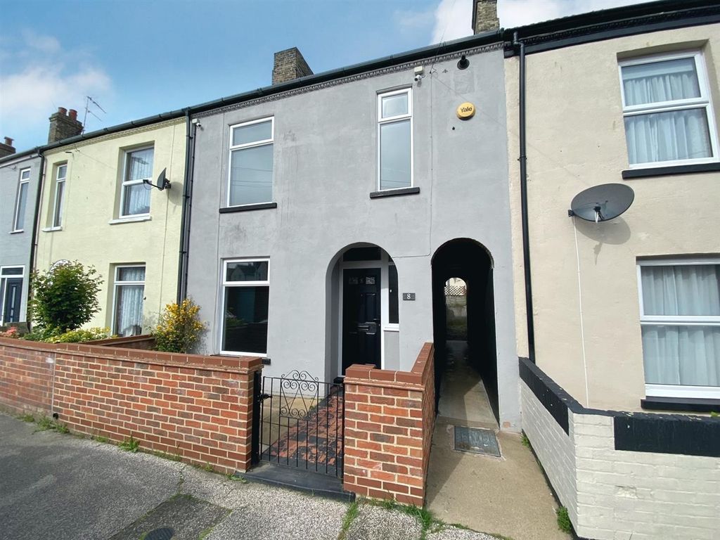 3 bed terraced house for sale in St. Leonards Road, Lowestoft, Suffolk ...