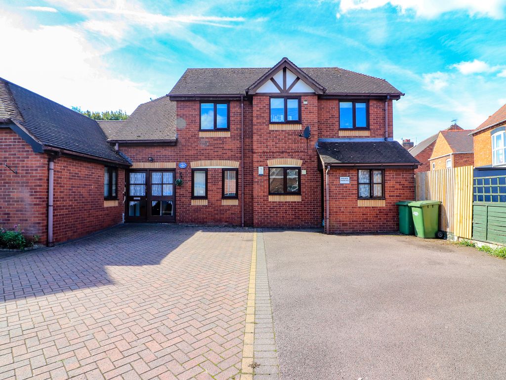 1 bed flat to rent in Sharpe Street, Amington, Tamworth B77, £650 pcm ...