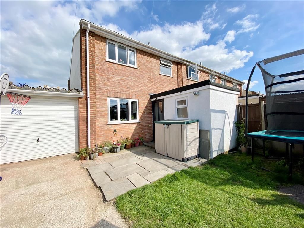 3 bed end terrace house for sale in Ten Acres, Shaftesbury SP7 - Zoopla