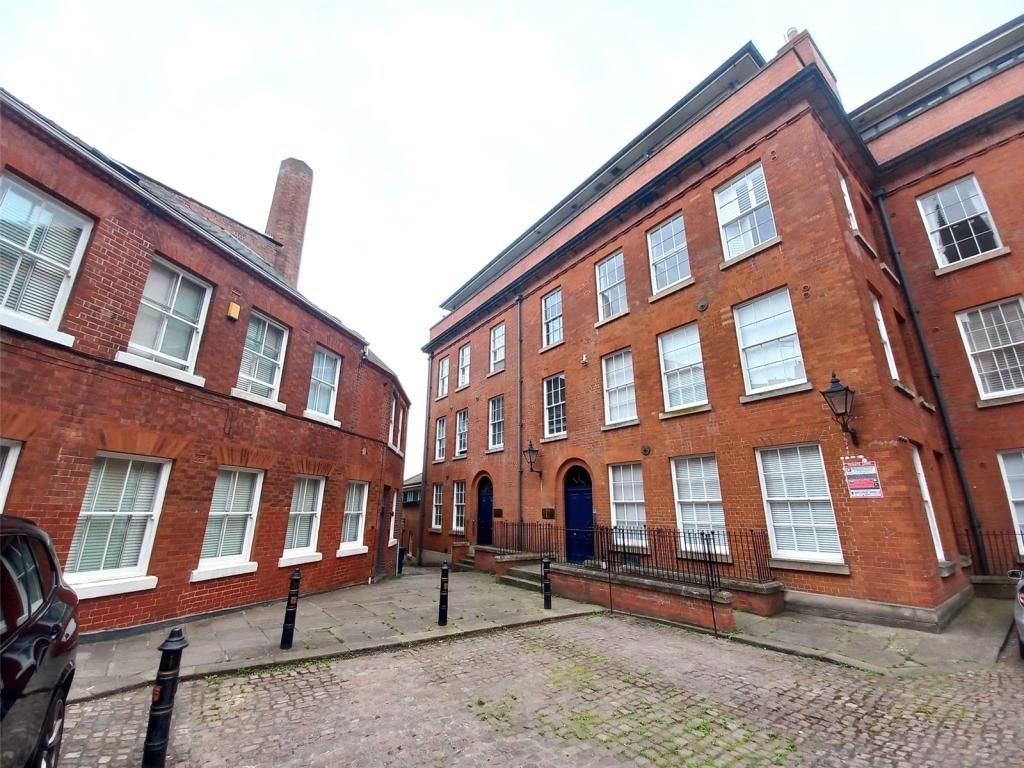 2 bed flat for sale in Apartment 9, Kings Court, Commerce Square ...