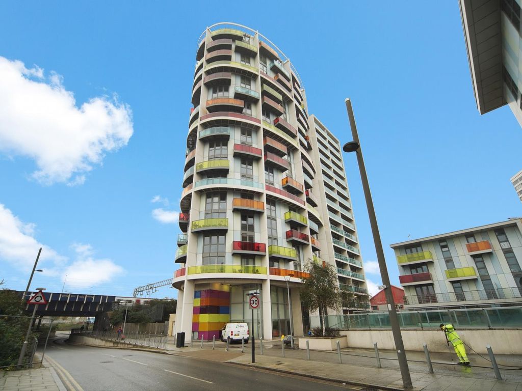2 bed flat to rent in Icona Point, Warton Road, London E15 - Zoopla