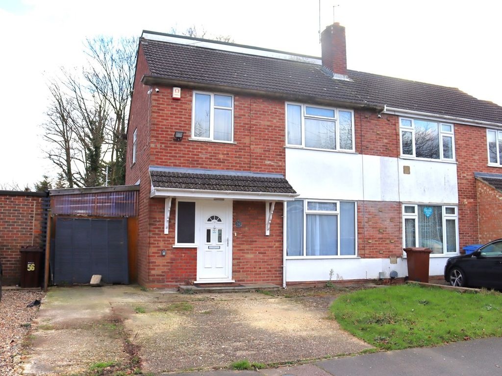 4 bed semi-detached house for sale in Cheyne Way, Farnborough GU14, £ ...