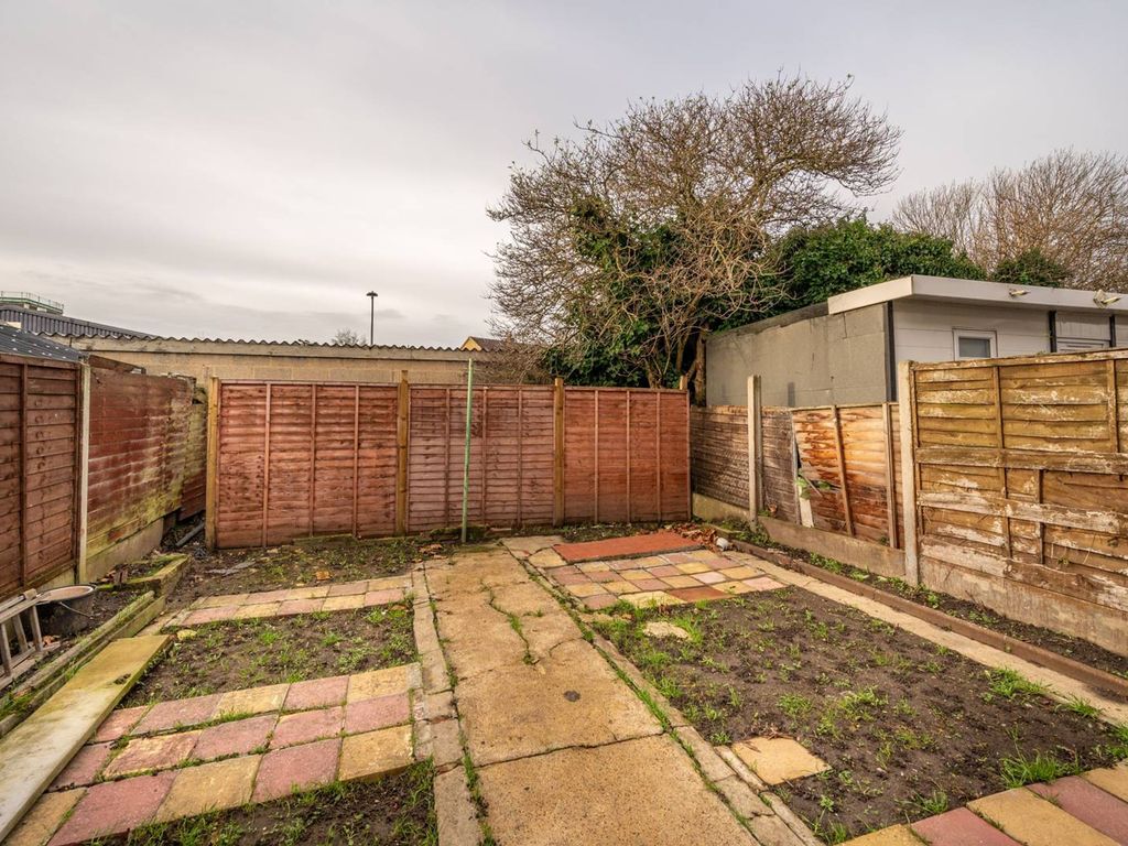 3 bed terraced house for sale in Doherty Road, Plaistow, London E13, £ ...