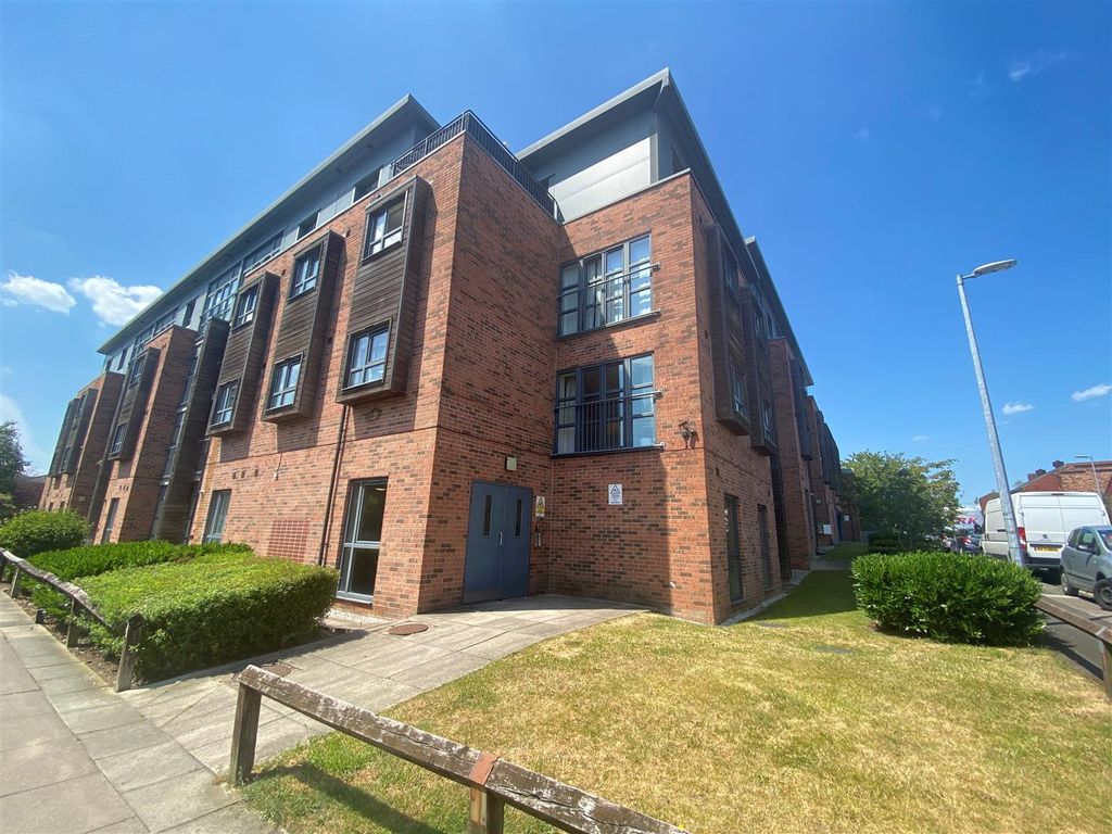 2 bed flat for sale in Devonshire Point, Devonshire Road, Eccles M30, £ ...