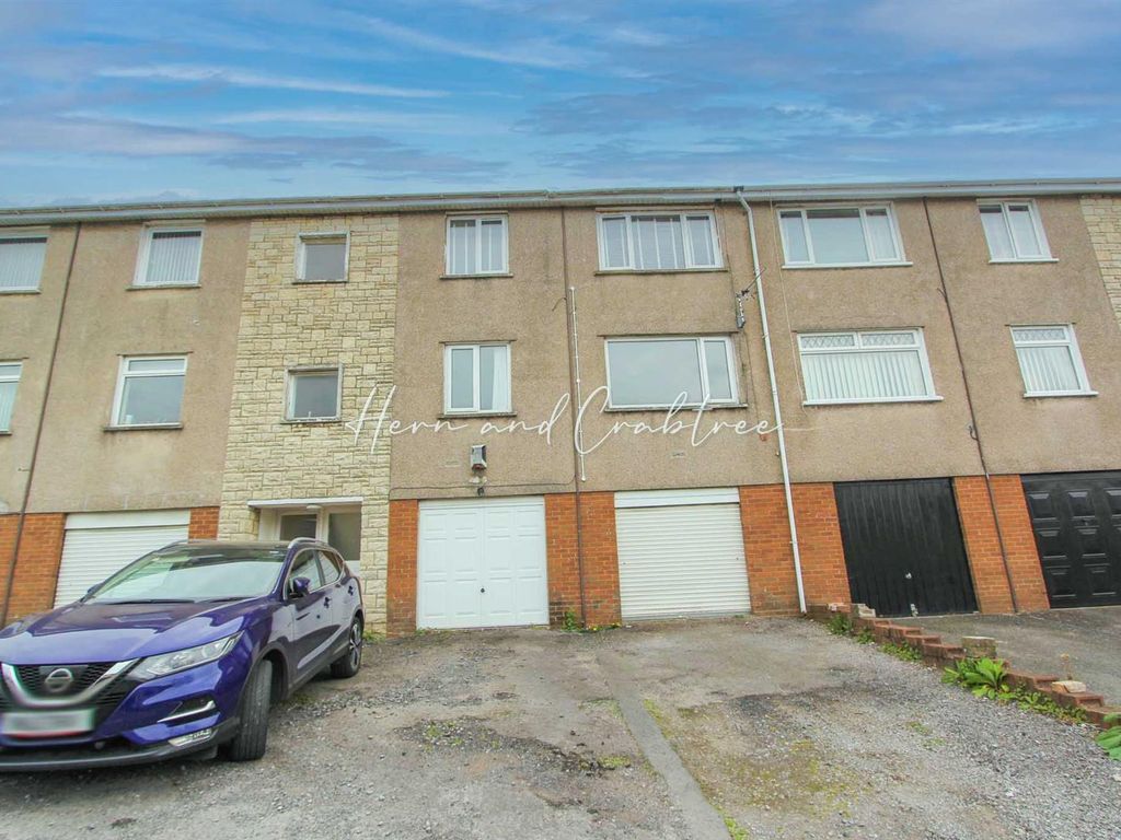 2 bed flat for sale in Lynmouth Crescent, Rumney, Cardiff CF3, £75,000 ...