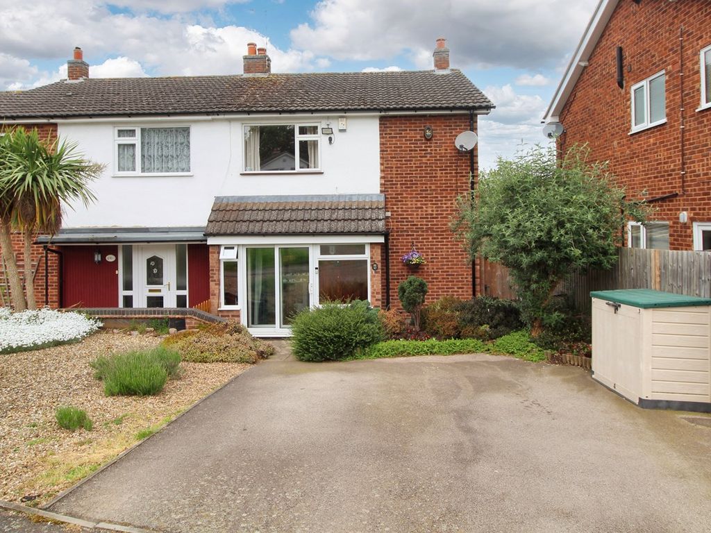 3 Bed Semi Detached House For Sale In Chiltern Avenue Cosby Leicester