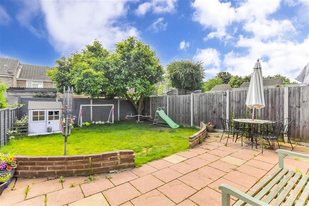 3 bed detached house for sale in Keats Road, Larkfield, Aylesford, Kent ...