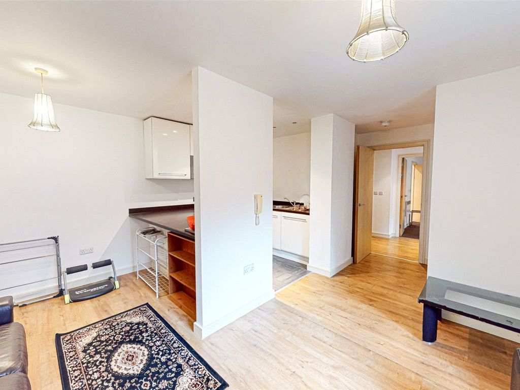 2 bed flat to rent in The Quadrangle, 1, Lower Ormond Street ...