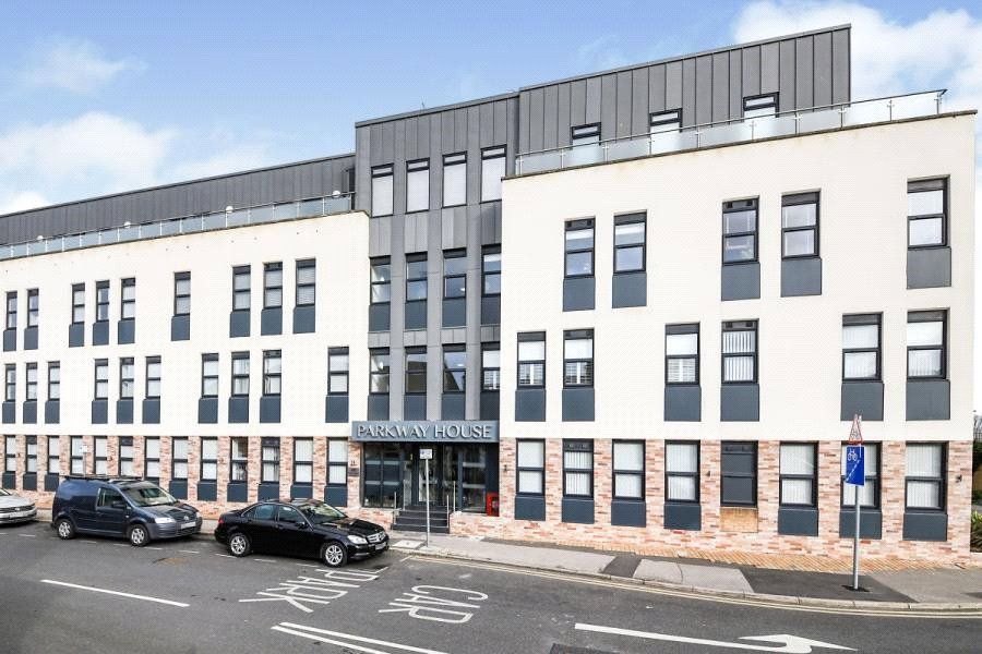 2 bed flat for sale in Baddow Road, Chelmsford, Essex CM2 - Zoopla