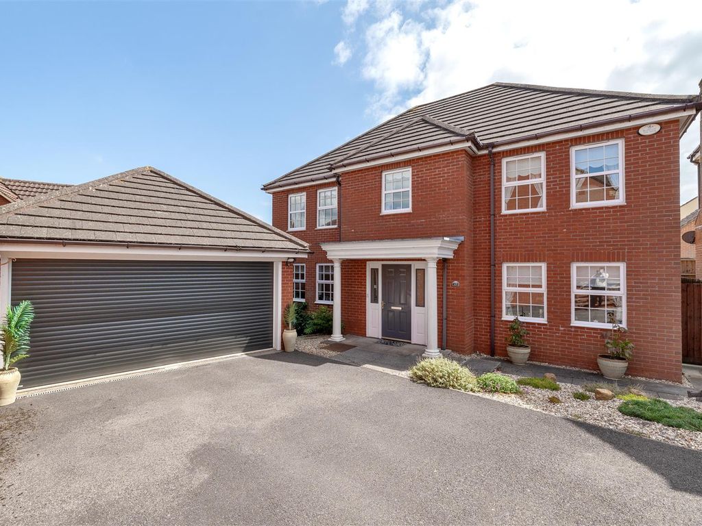 4 bed detached house for sale in Elmleigh, Yeovil BA21, £499,950 - Zoopla