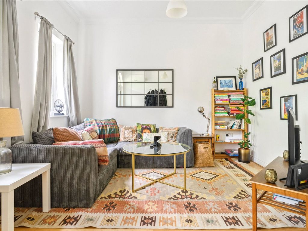 4 bed terraced house for sale in Brockwell Park Row, London SW2, £ ...