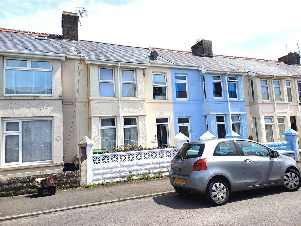1 bed flat for sale in Suffolk Place, Porthcawl CF36, £120,000 - Zoopla