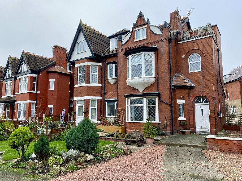 1 bed flat for sale in Lathom Road, Southport, Merseyside. PR9 - Zoopla