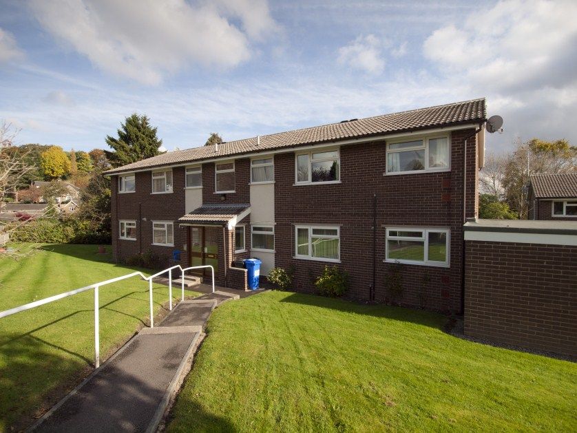2 bed flat to rent in The Lawns, Banner Cross, Sheffield S11, £795 pcm ...