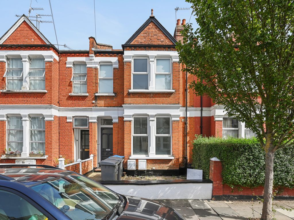 2 bed flat for sale in Larch Road, London NW2, £475,000 - Zoopla