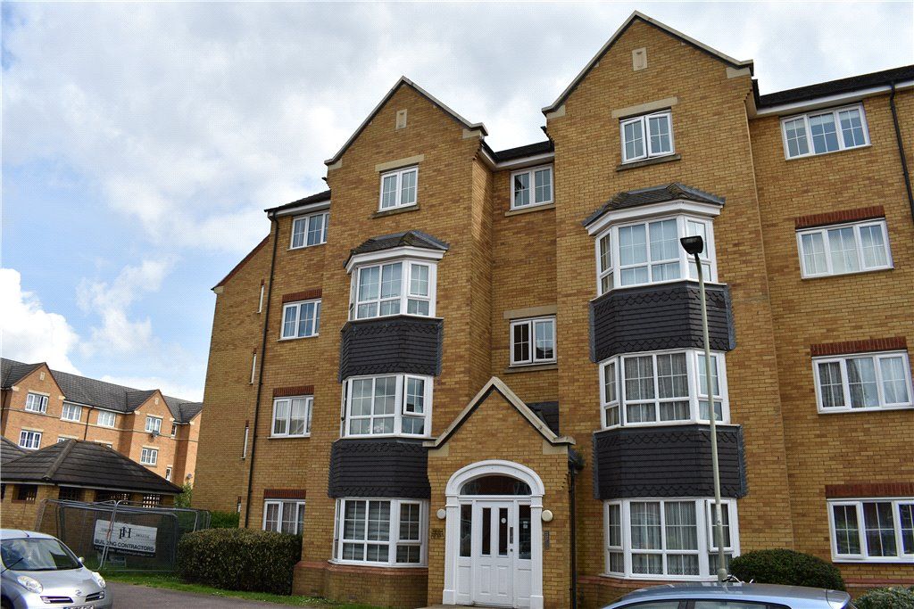 2 bed flat for sale in Henley Road, Bedford, Bedfordshire MK40 - Zoopla