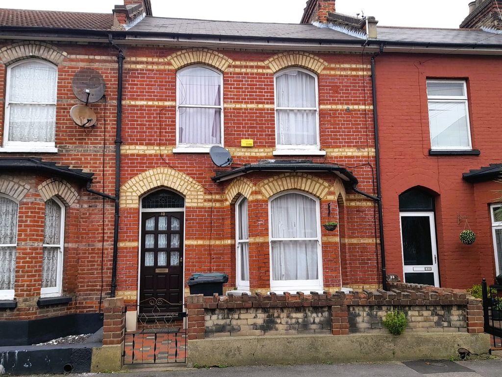 2 bed terraced house for sale in Cobham Street, Gravesend DA11, £280,000 - Zoopla