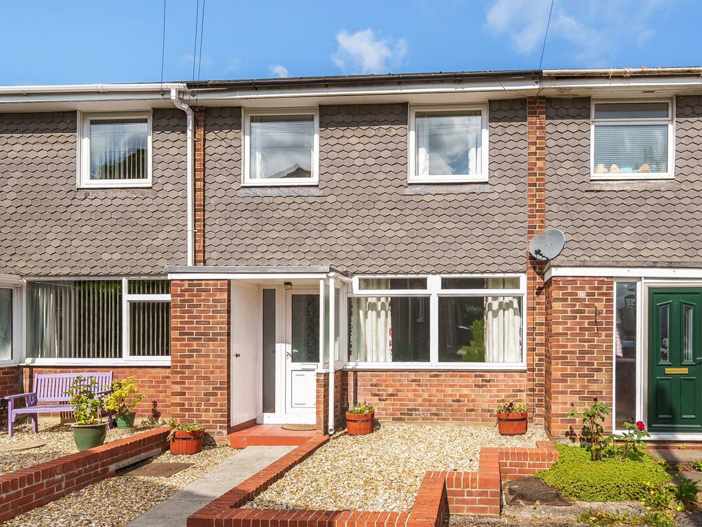 3 bed terraced house for sale in Lodge Close, Andover SP10, £280,000 ...