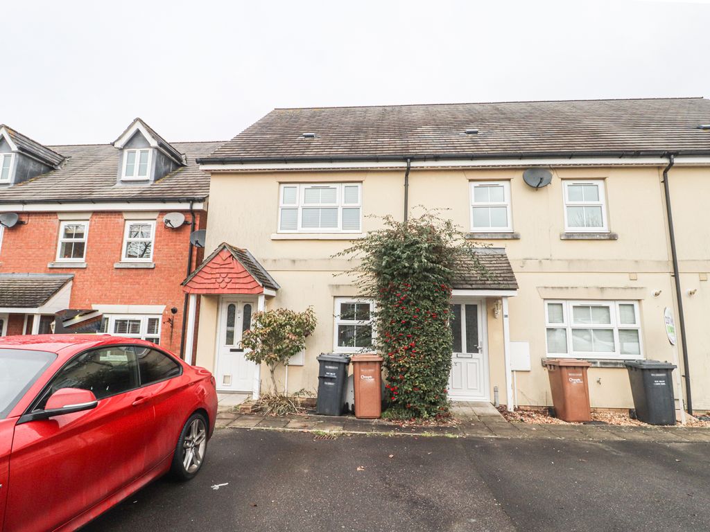 3 bed end terrace house to rent in Colvin Close, Andover SP10 - Zoopla