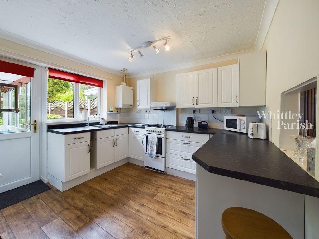 3 bed semi-detached bungalow for sale in Wordsworth Road, Diss IP22, £ ...