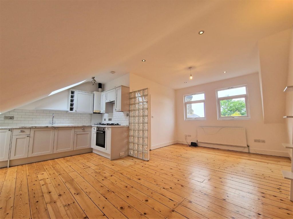 1 bed flat to rent in Newick Road, London E5 - Zoopla