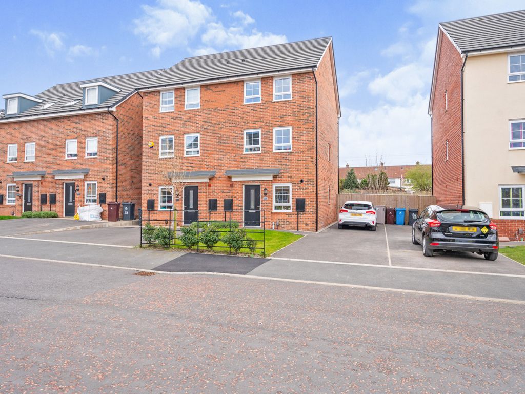 3 bed semi-detached house for sale in Stratford Drive, Prescot ...