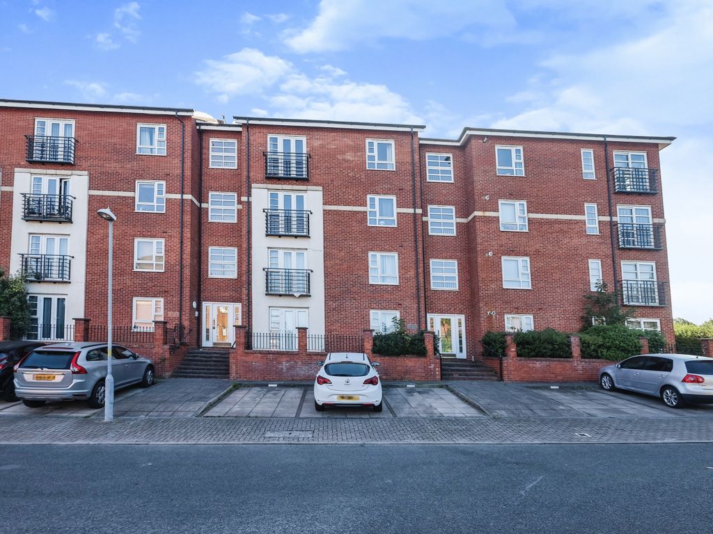 2 bed flat for sale in City View, Erdington, Birmingham, West Midlands ...
