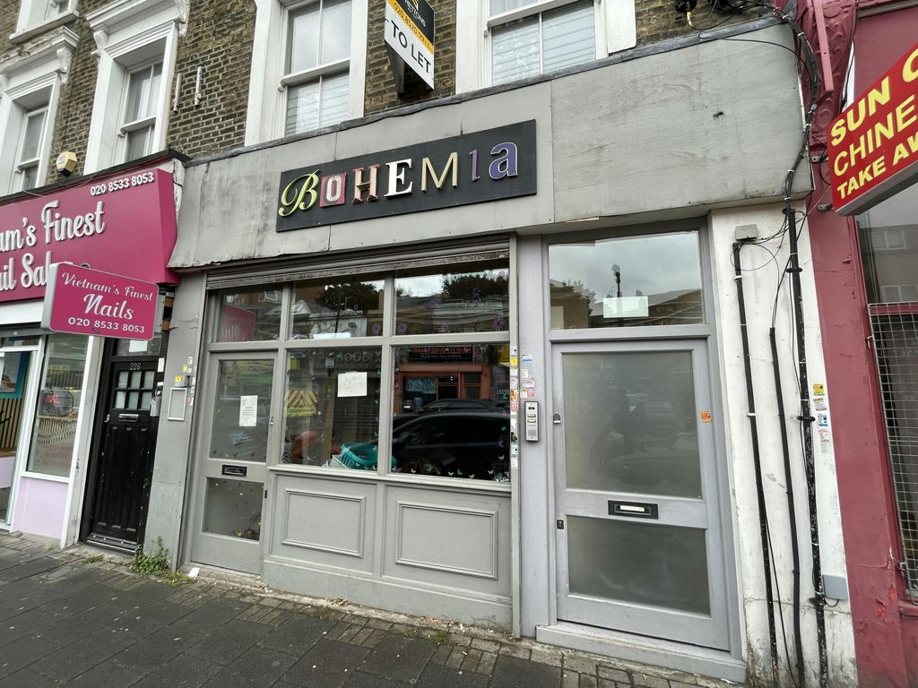224 Well Street, Hackney, London E9, Retail premises to let, £17,000 pa ...