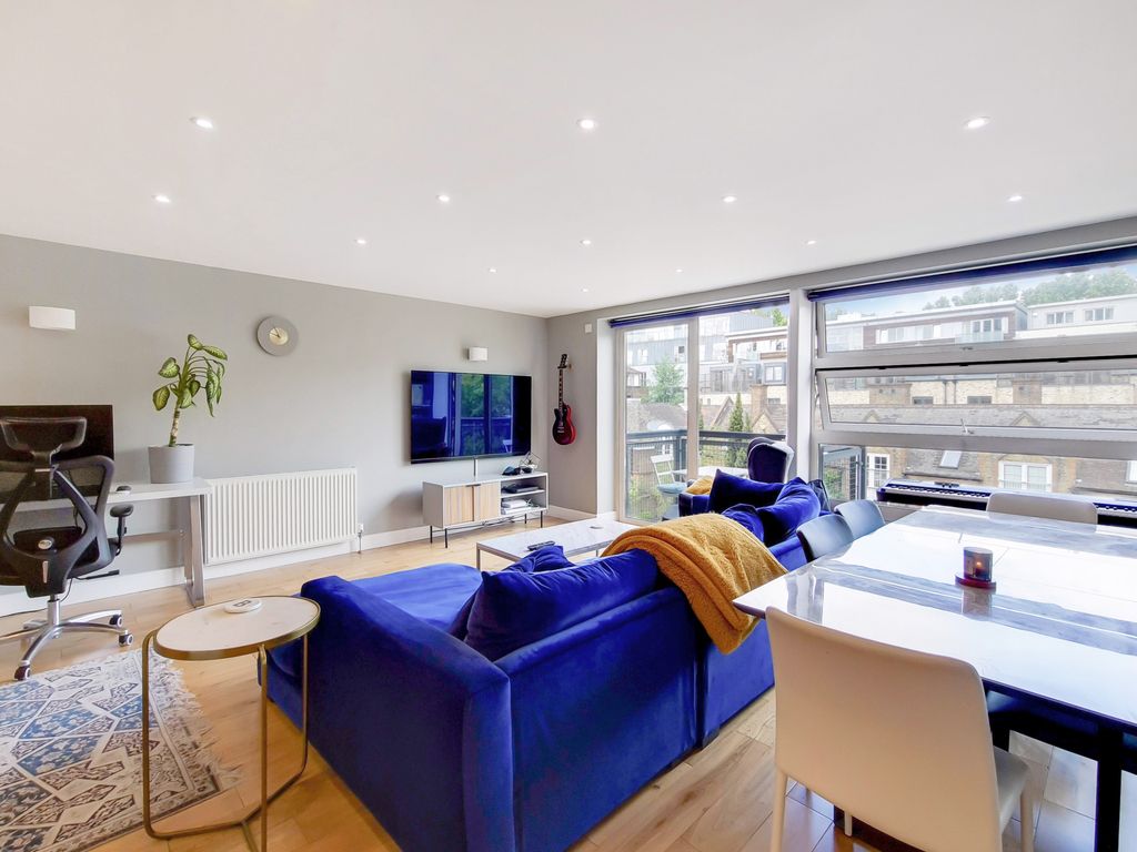 2 bed flat to rent in Tanner Street, London SE1 - Zoopla