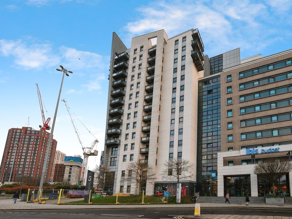 1 bed flat for sale in Crown Point Road, Leeds LS9, £117,000 - Zoopla