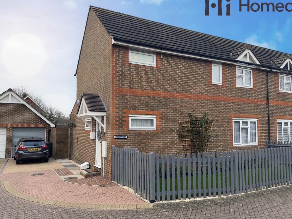 3 Bed Semi Detached House For Sale In Moorcroft Close Ifield Road